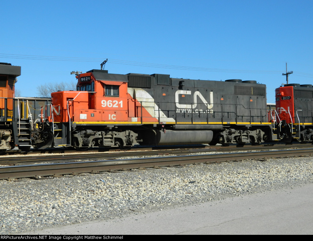 CN / IC GP38-2